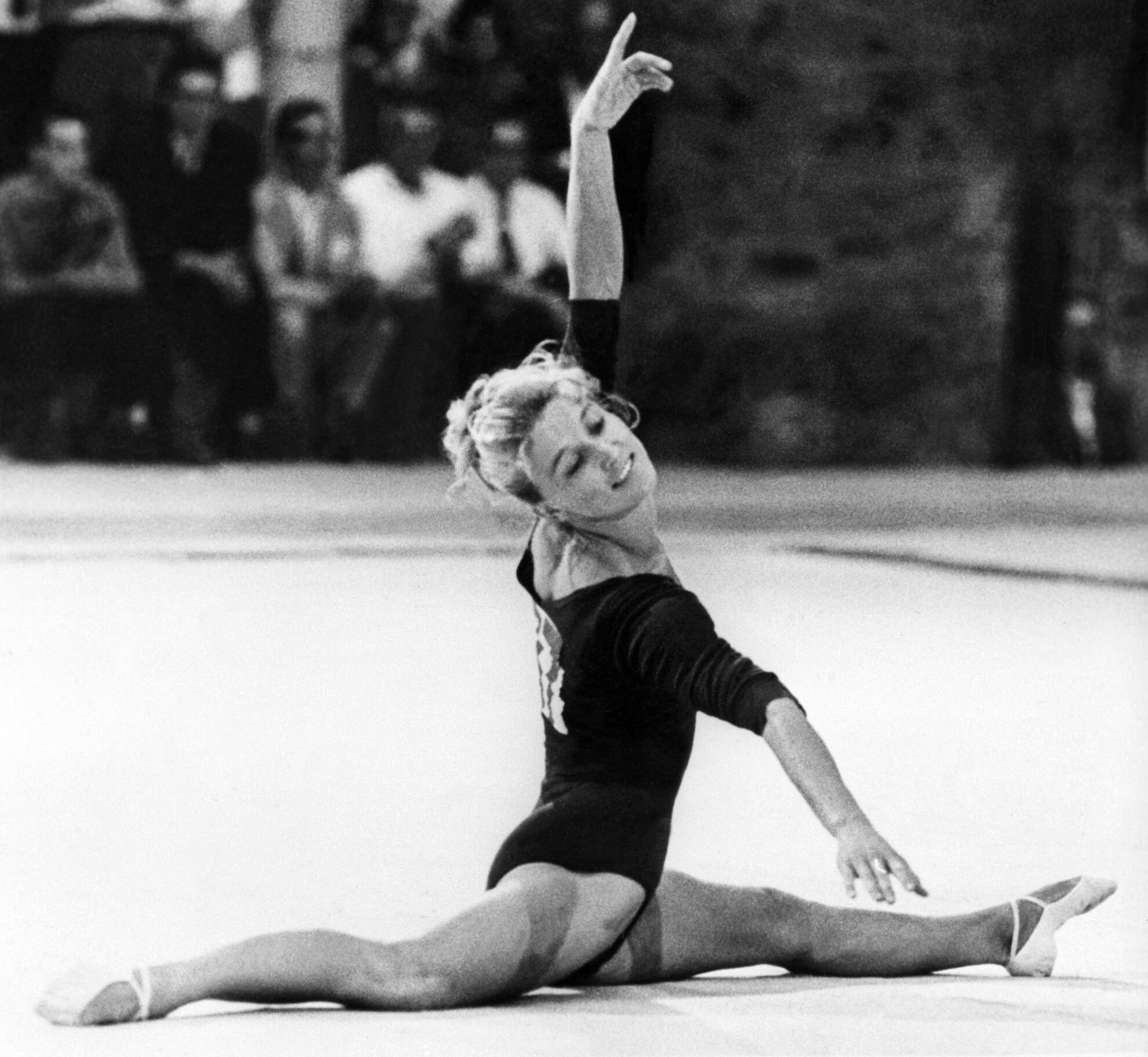 1988: An Interview with Polina Astakhova – “The Blue Wind Whispers to ...